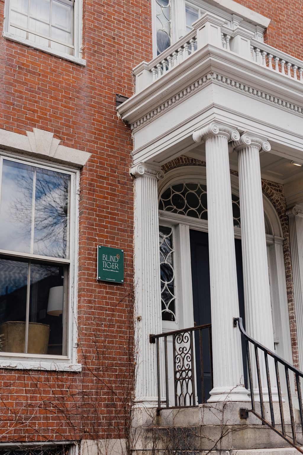 Blind Tiger Portland Wedding | Kevin + Jaclyn